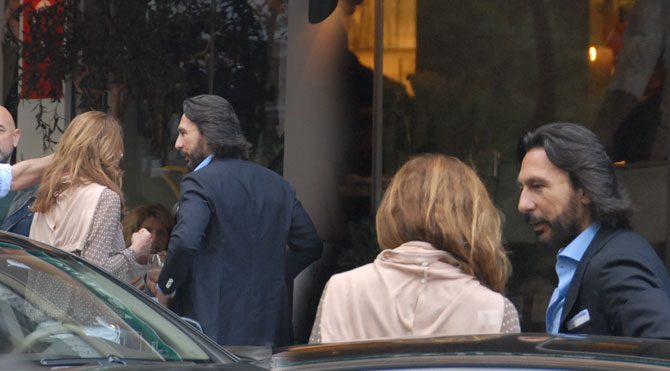 Can'ın keyfi yerinde