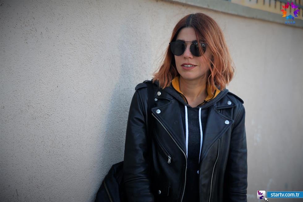 Avlu yeni sezon 19. yeni bölüm fragmanı geldi! Azra özgürlüğün tadını ...