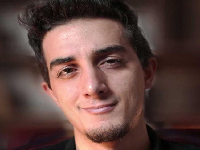 Ruhi Çenet kimdir? Ruhi Çenet nereli ve kaç yaşında?