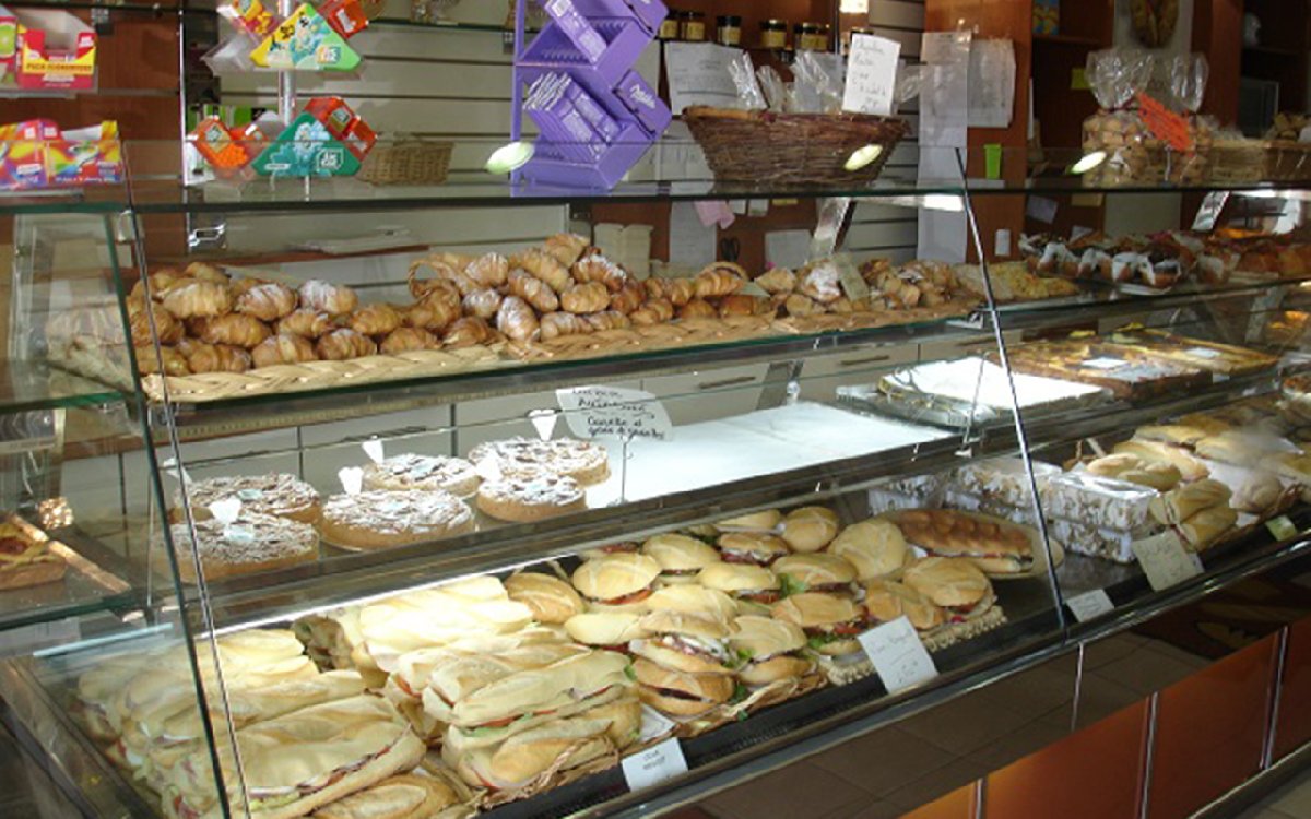 Pastaneler de el yakıyor