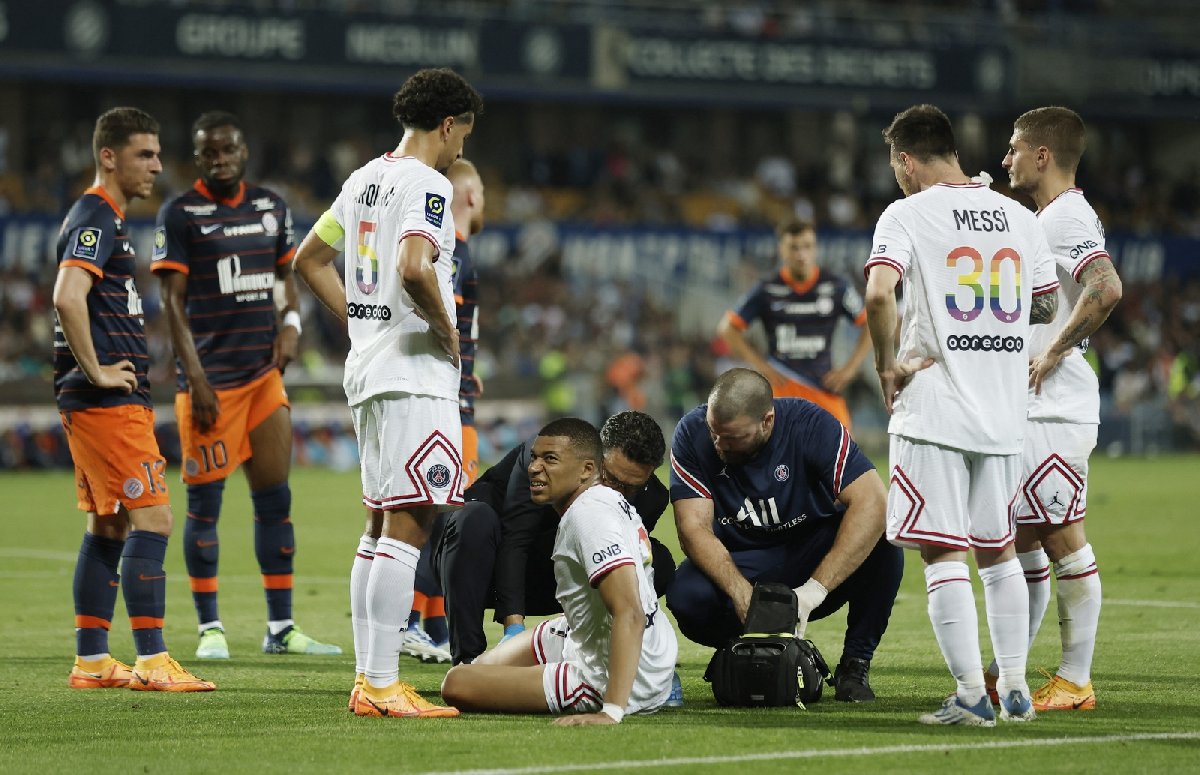 PSG'nin yıldızı Idrissa Gueye LGBT'ye destek olmayı reddetti, maça çıkmadı!